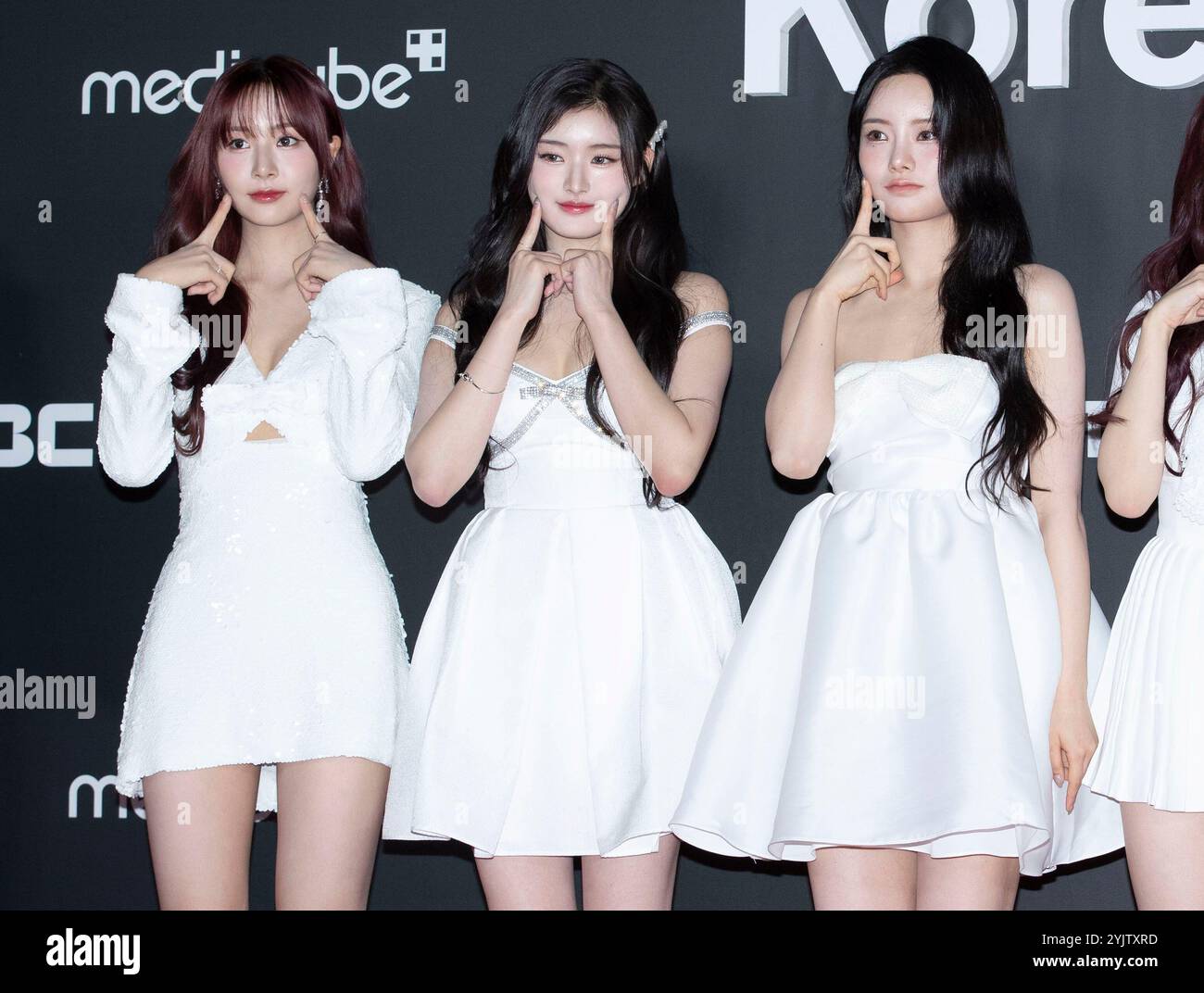 Seoul, South Korea. 15th Nov, 2024. (L to R) Hana, Athena from Swedish ...