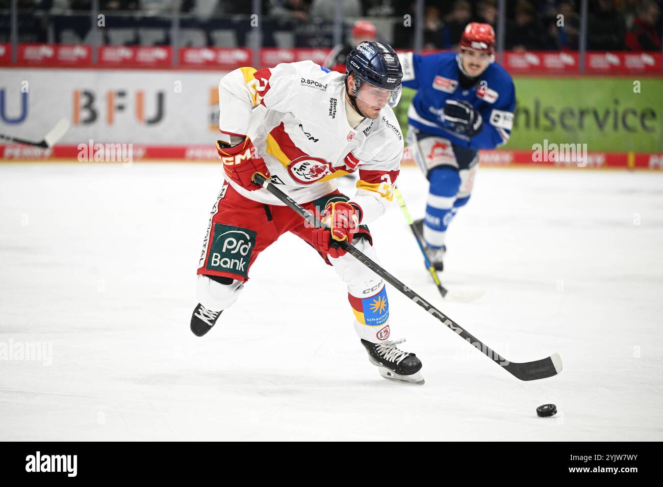 Alexander Blank (Duesseldorfer EG #24) Schwenninger Wild Wings gegen ...