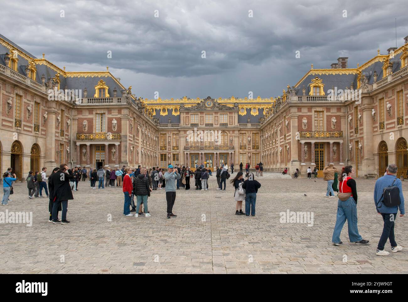 Inside the gates of the Palace of Versailles, France Stock Photo - Alamy