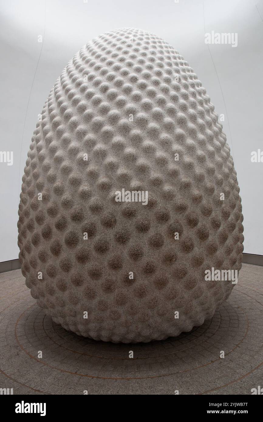 Peter Randall-Page's The Seed sculpture in the Core, Eden Project ...