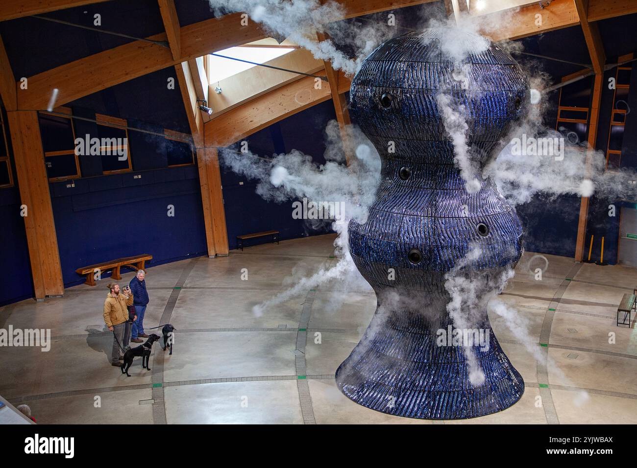 Infinity Blue 'breathing' sculpture by Studio Swine in the Core ...