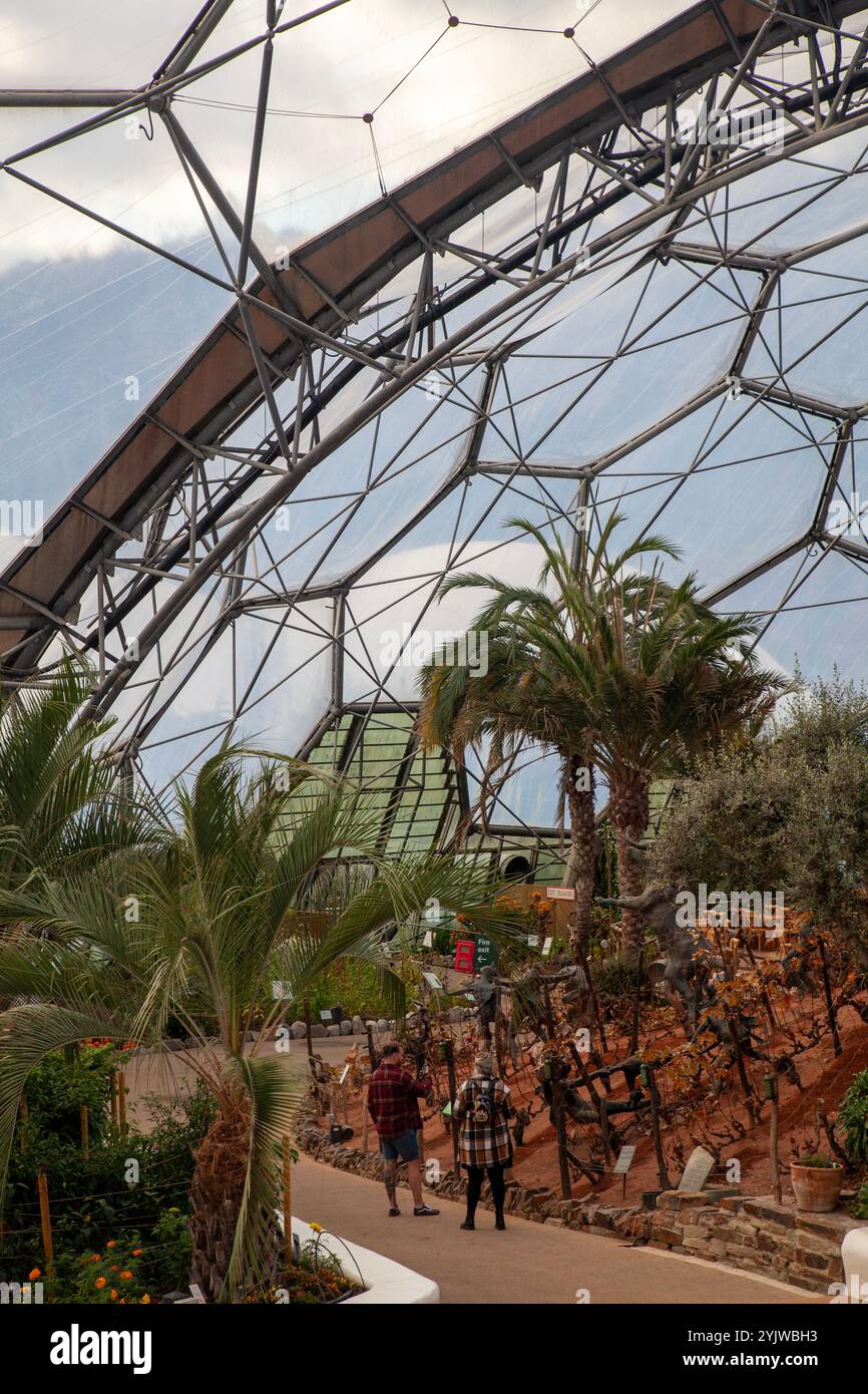 Mediterranean Biome a part of the Multiple greenhouse complex by ...