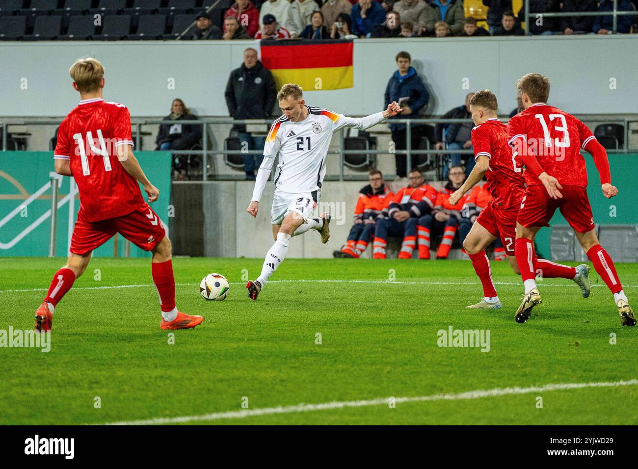 Schuss durch Maximilian Beier (Deutschland, #21) GER, Deutschland vs ...
