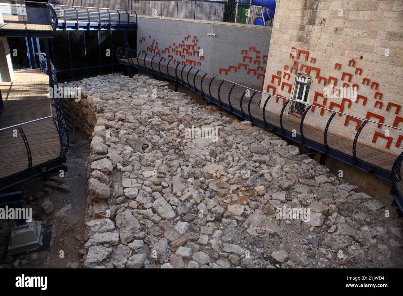 The Broad Wall in the Jewish Quarter, remain of a seven meter wide ...