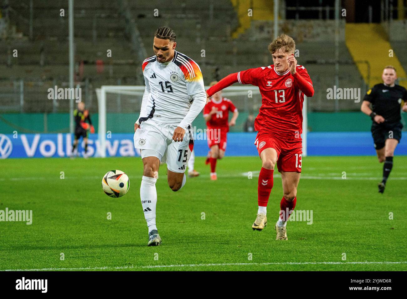 Pharrel Nnamdi Collins (Deutschland, #15) GER, Deutschland vs ...