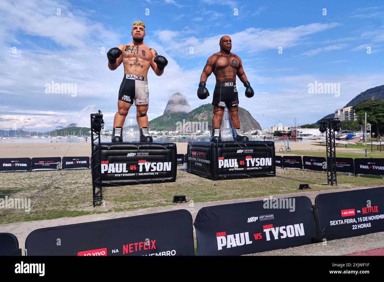 Jake paul tyson boxing hi-res stock photography and images - Alamy