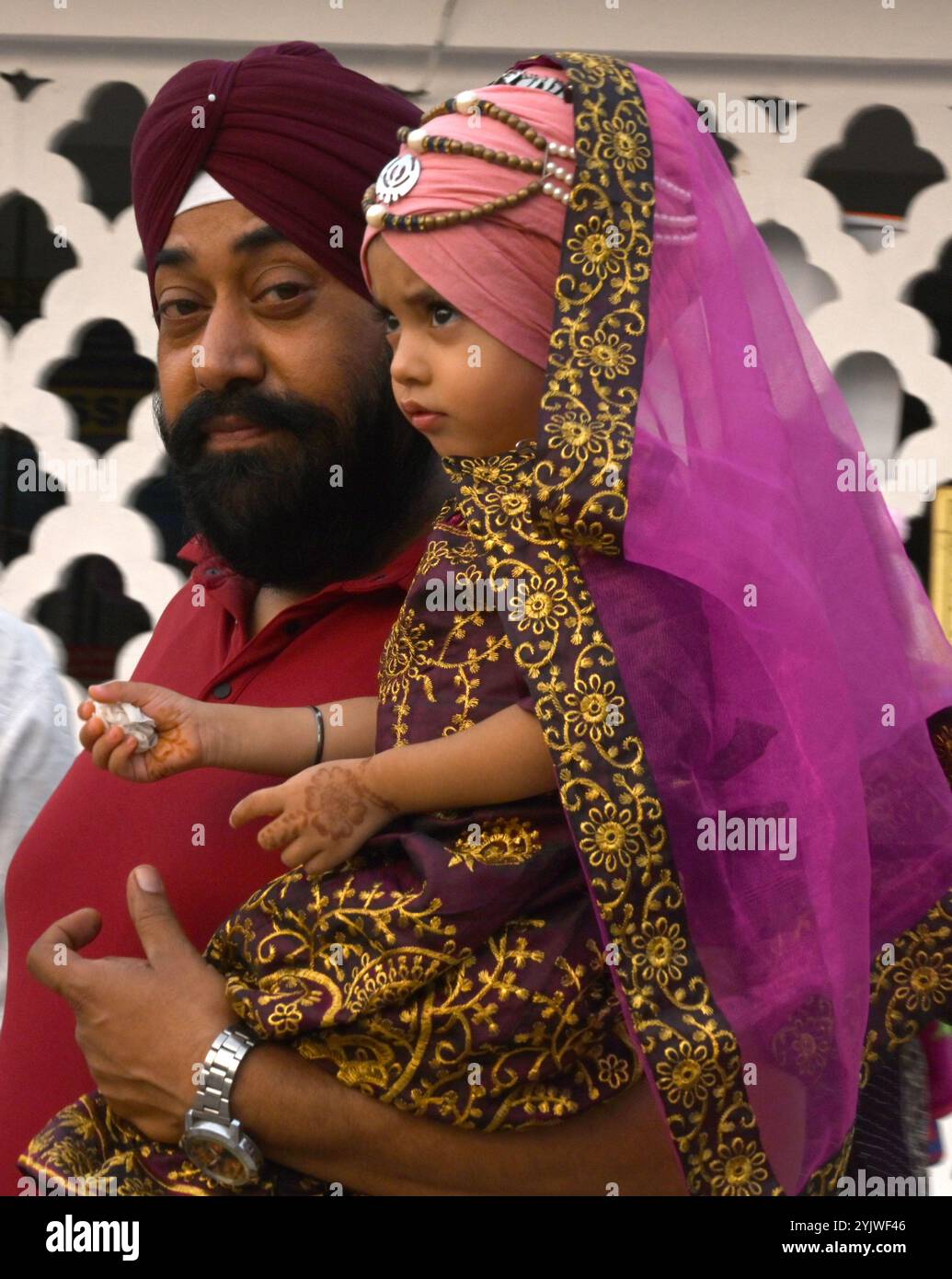 NEW DELHI, INDIA - NOVEMBER 15: Devotees visit Bangla Sahib Gurudwara ...