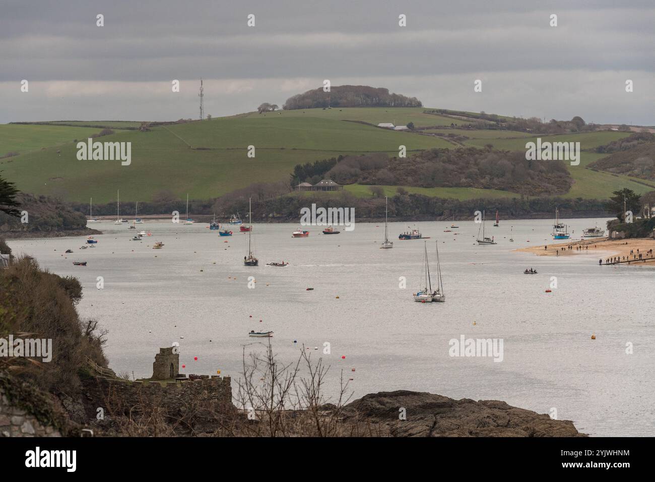 Salcombe east portlemouth ferry crossing hi-res stock photography and ...