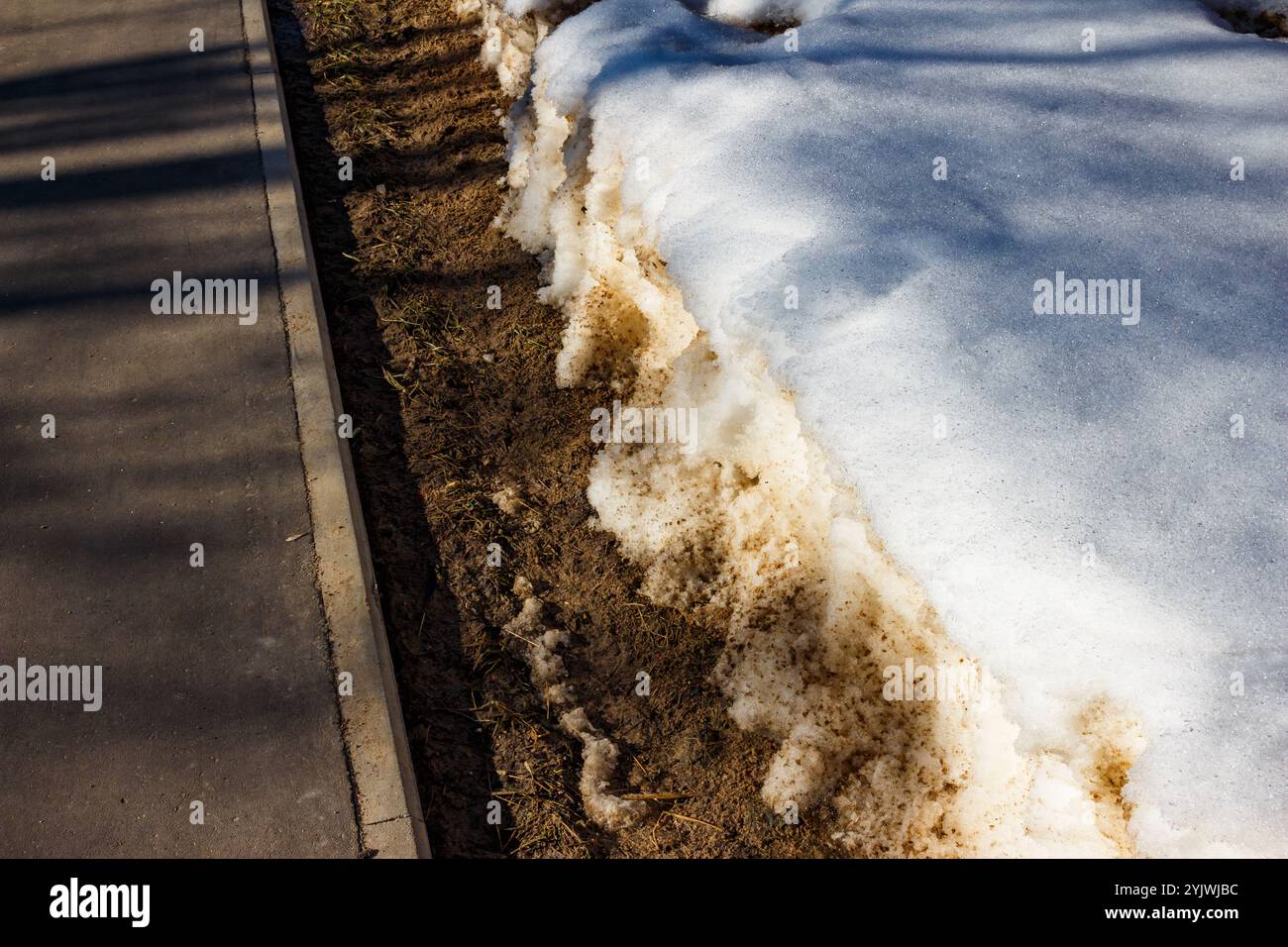 Melting to the sun hi-res stock photography and images - Alamy