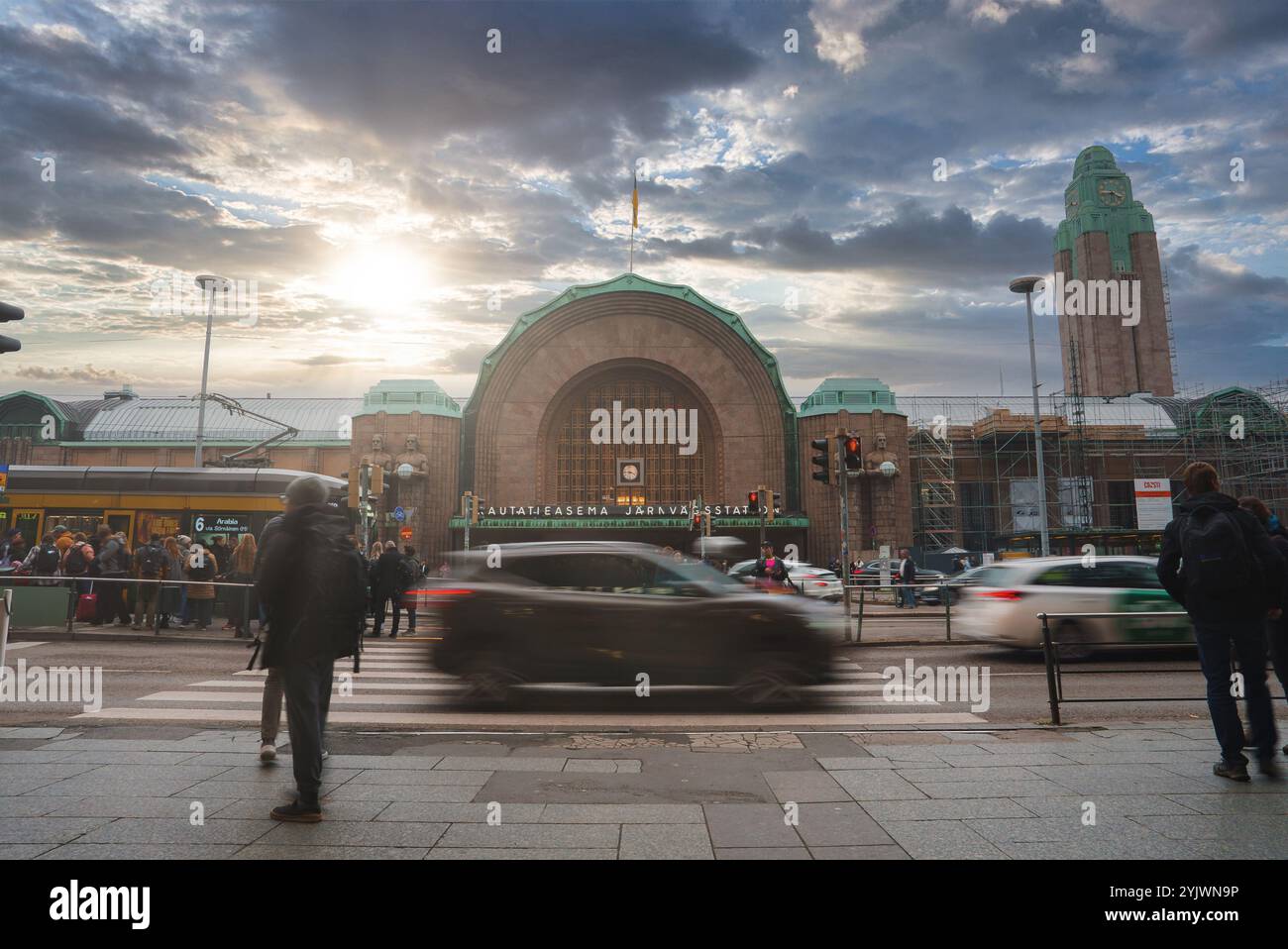 Helsinki Central Railway Station's grand entrance features iconic ...