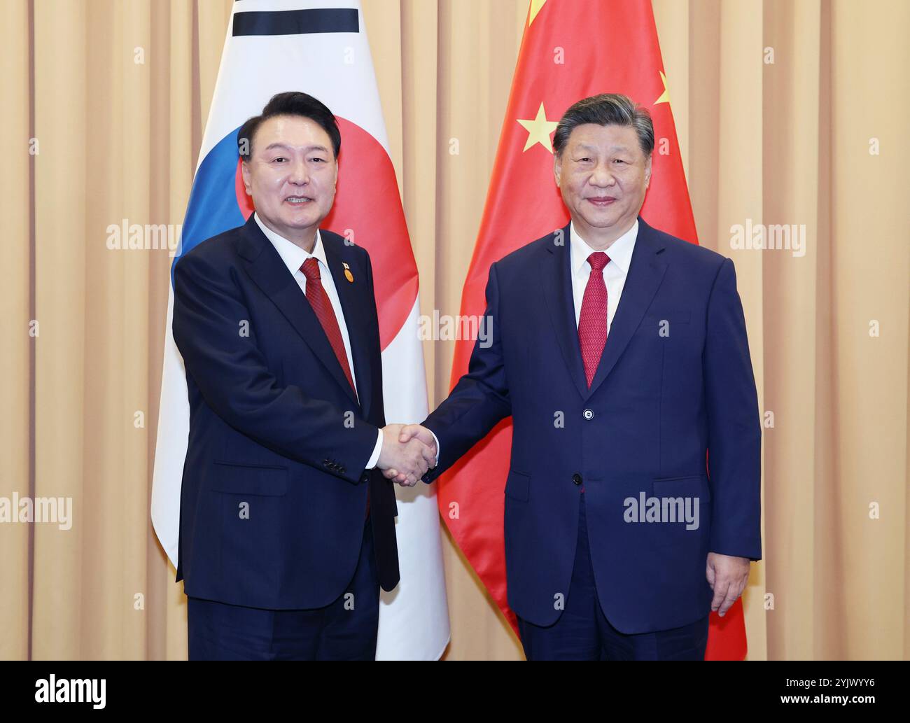 Lima, Peru. 15th Nov, 2024. Chinese President Xi Jinping meets with ...