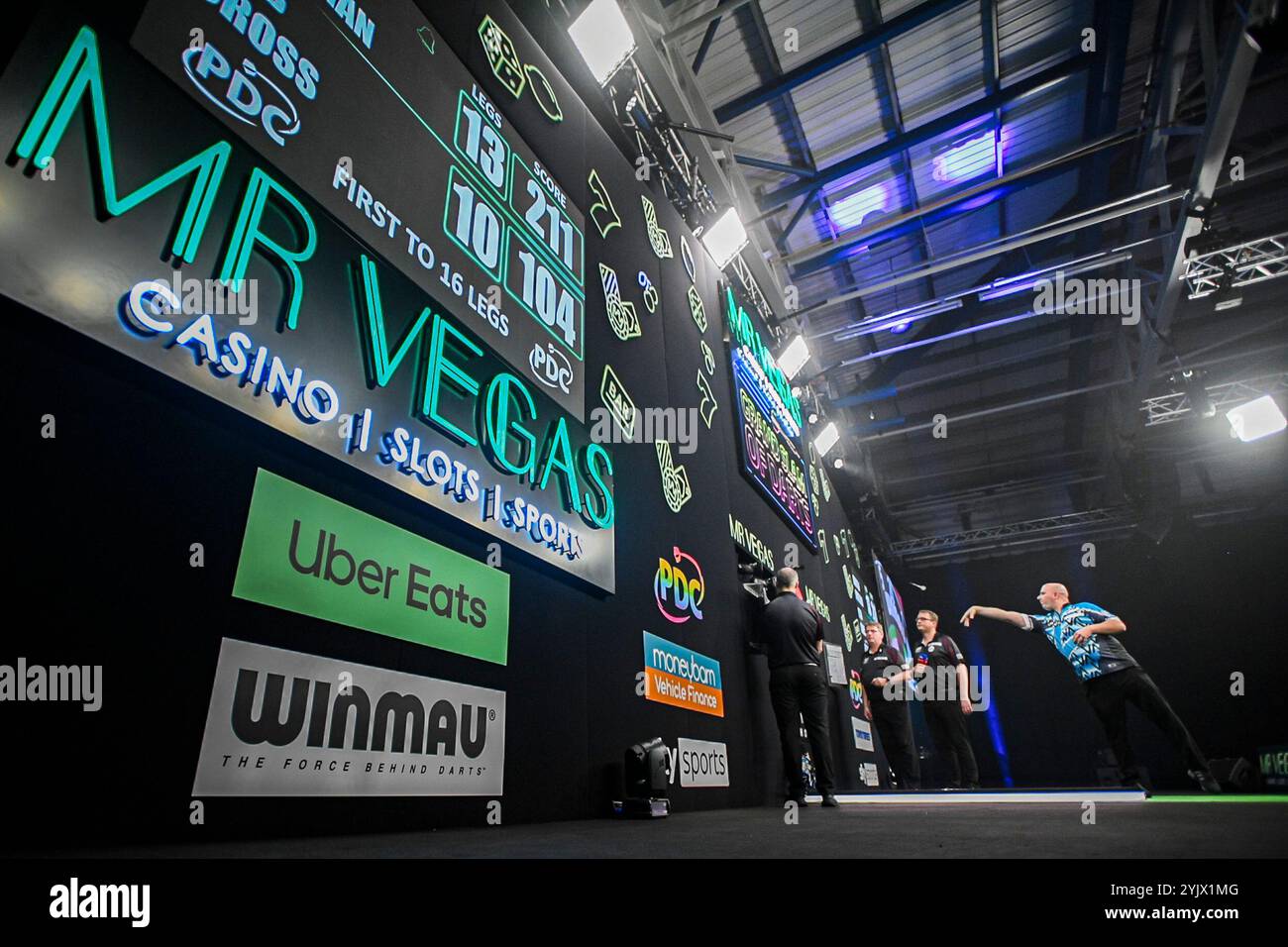 WV Active, Aldersley, Wolverhampton, UK. 15th Nov, 2024. 2024 PDC Grand ...