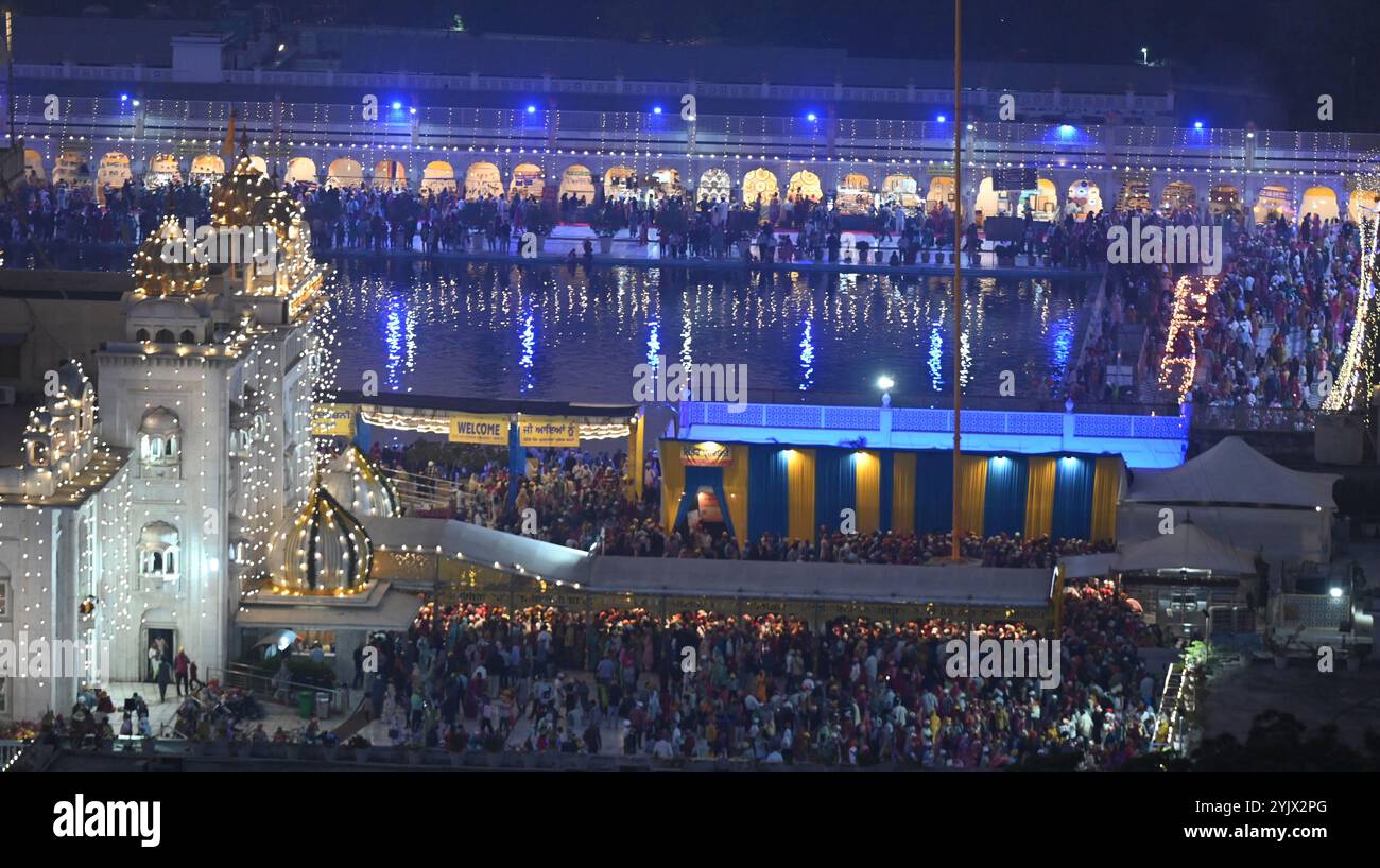 NEW DELHI, INDIA - NOVEMBER 15: An illuminated view of Bangla Sahib ...