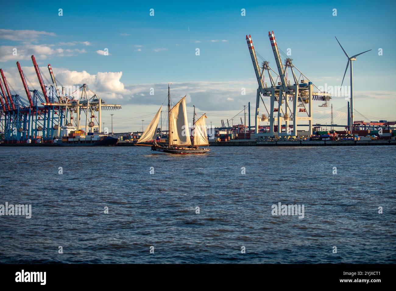Terminal port. Container cargo ship in a commercial dock. New York ...