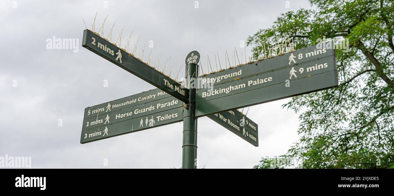 Pedestrian access direction signs, horse guards parade, play ground ...