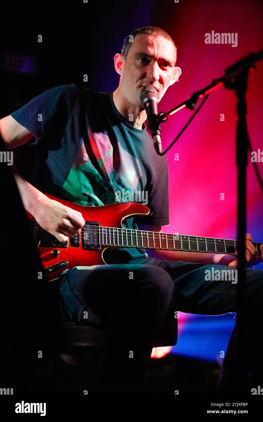 Alloa, Scotland, United Kingdom, 15th Nov 2024 - Lead singer Boydie ...