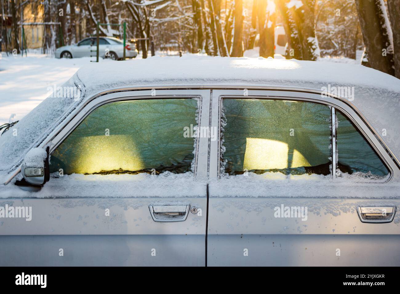 Car windows covered with frost during winter frosts Stock Photo - Alamy