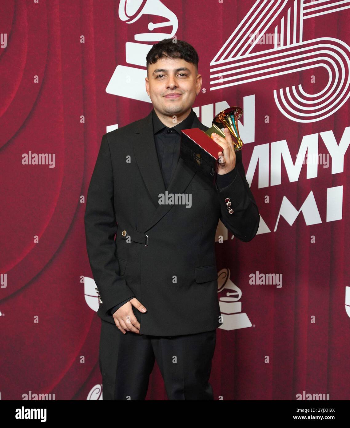 Miami, USA. 15th Oct, 2024. Kevyn Mauricio Cruz poses in the press room ...