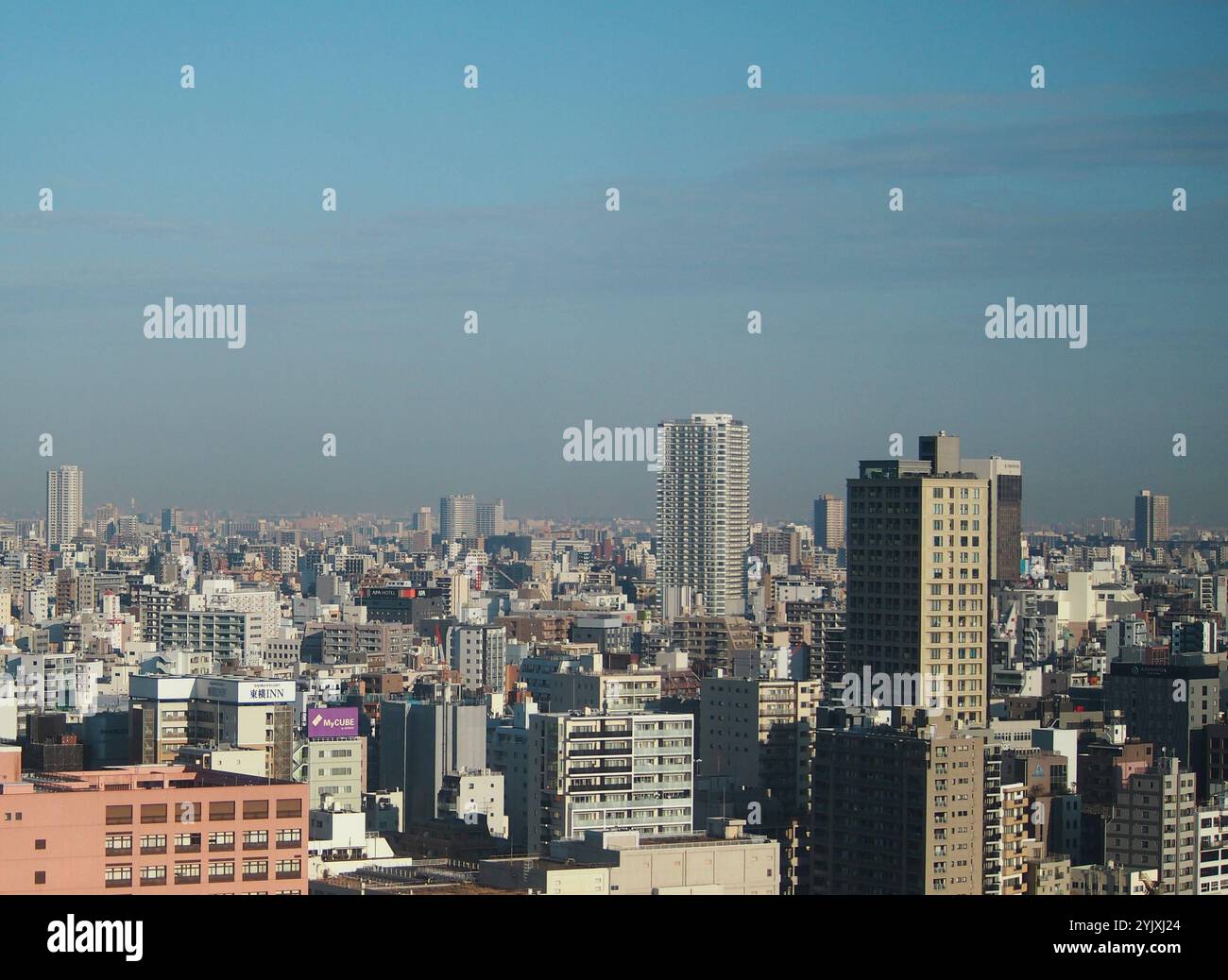 View of Tokyo's high-rise buildings seen from above Stock Photo - Alamy