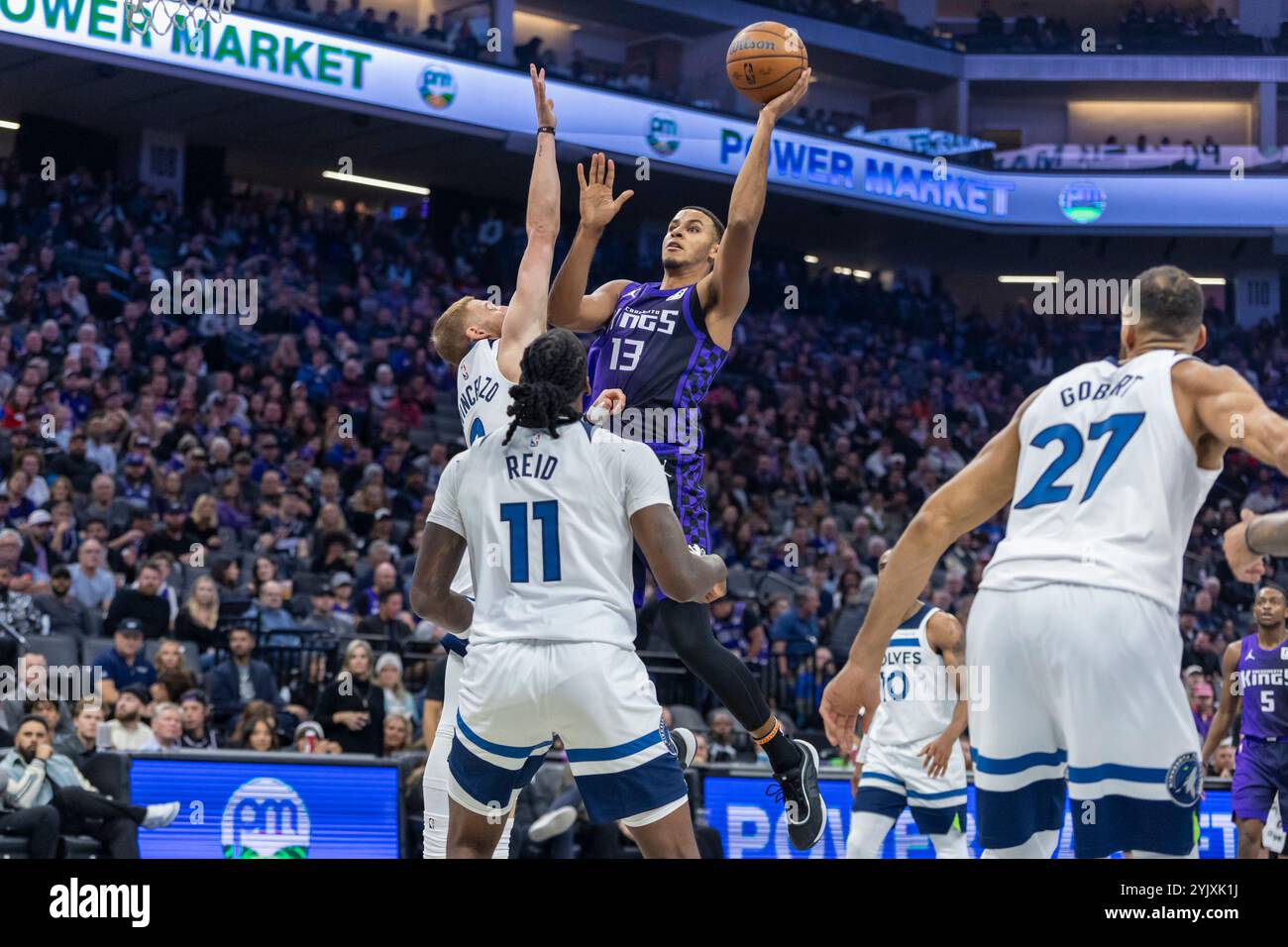 Sacramento Kings forward Keegan Murray (13) makes a floating jump shot ...