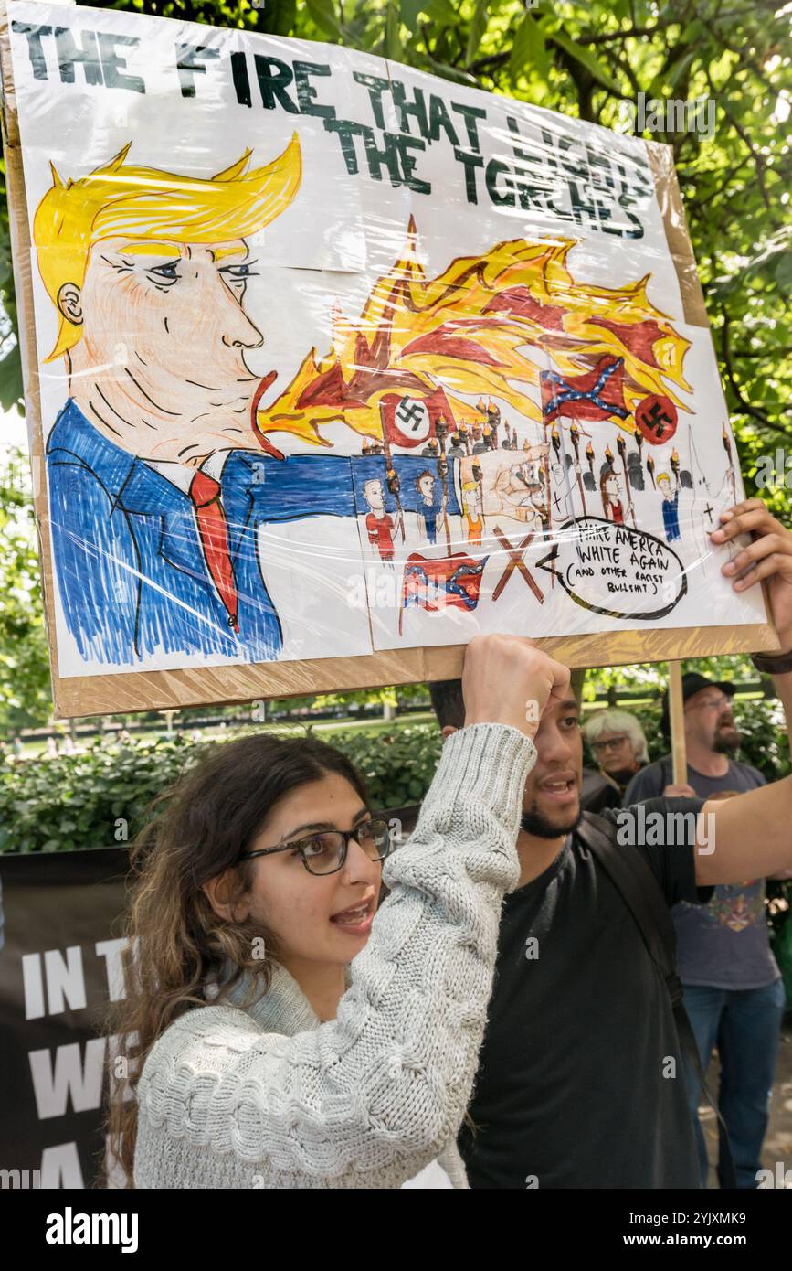 Charlottesville protest torches hi-res stock photography and images - Alamy