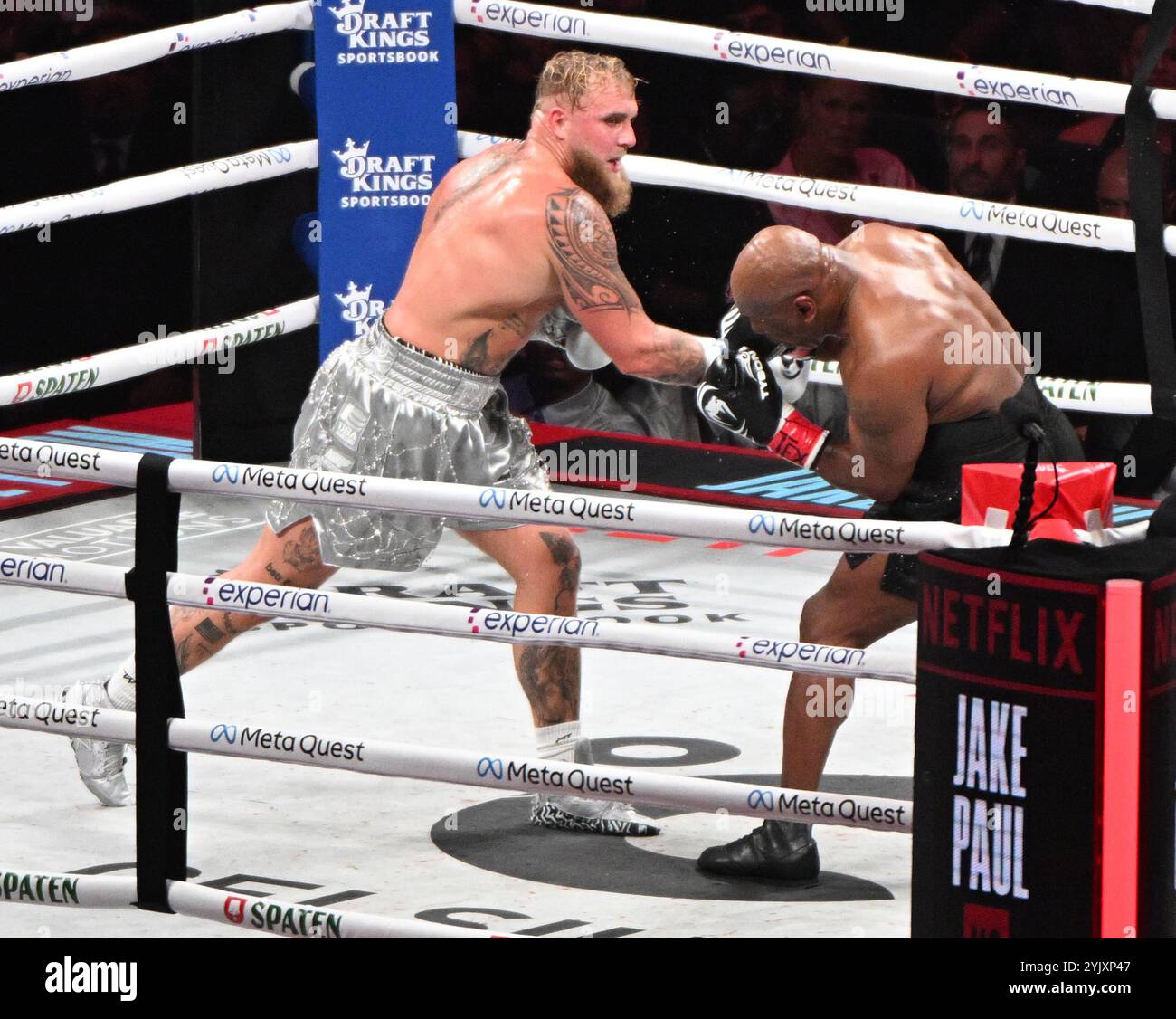 Jake paul 2024 hi-res stock photography and images - Alamy