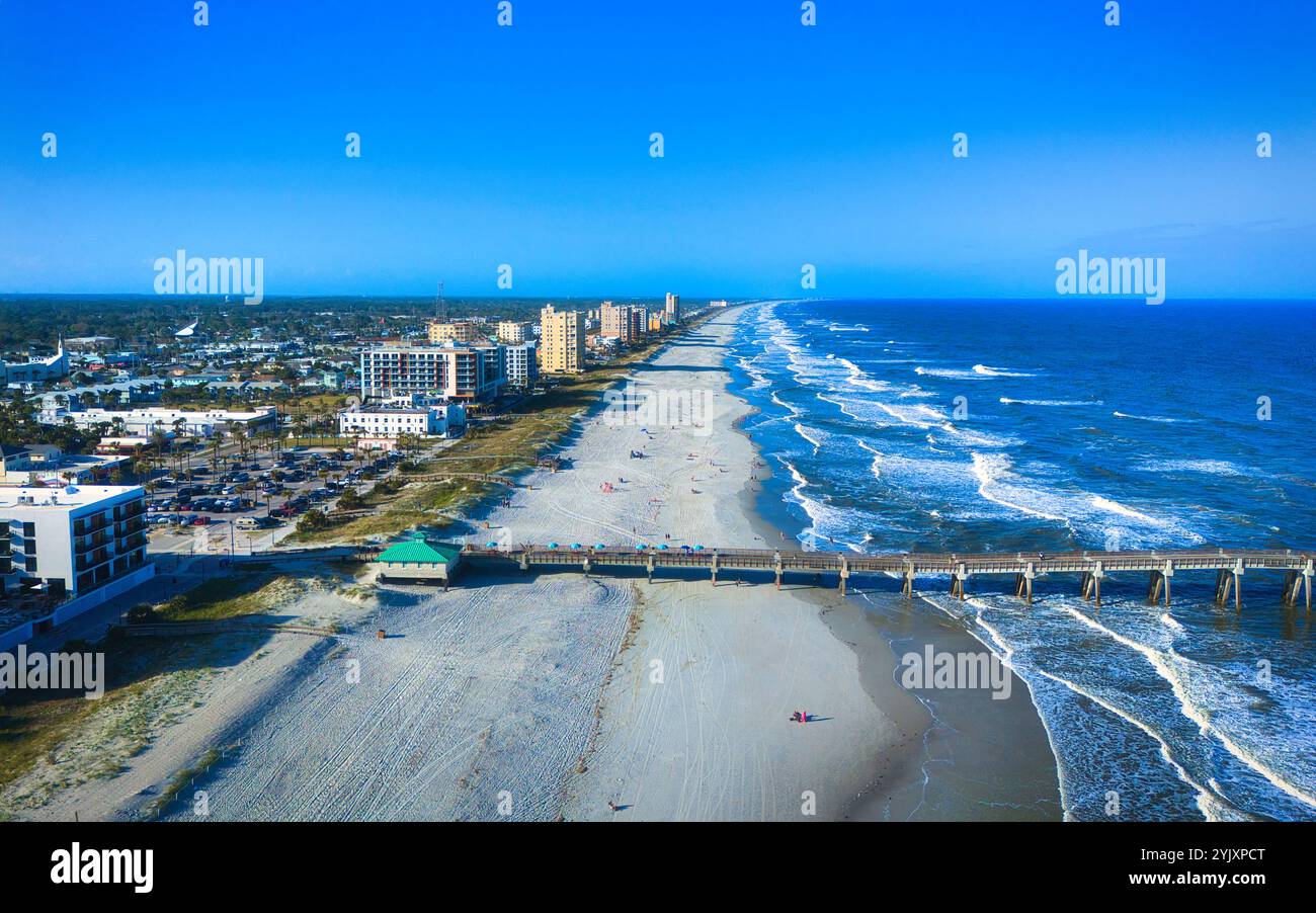 Jacksonville beach fishing pier hi-res stock photography and images - Alamy
