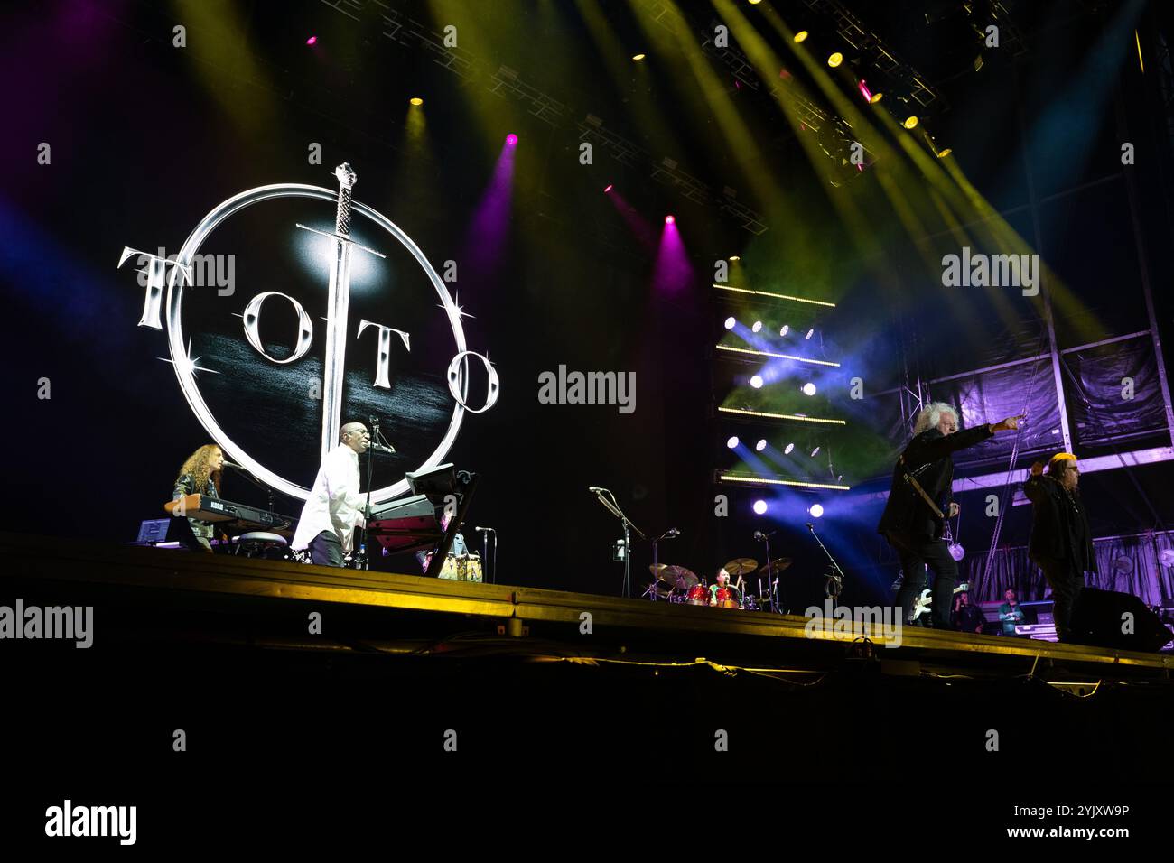 Mexico City, Mex. 15th Nov, 2024. Toto performs at the Corona Capital ...