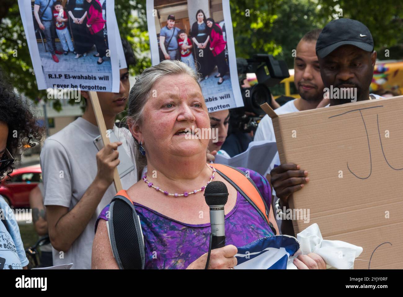 London, UK. 21st June 2017. A woman who has brought solidarity from her ...