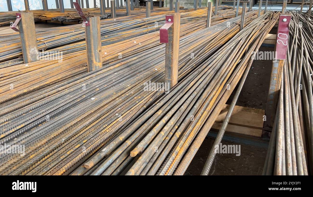 Corroded mesh hi-res stock photography and images - Alamy