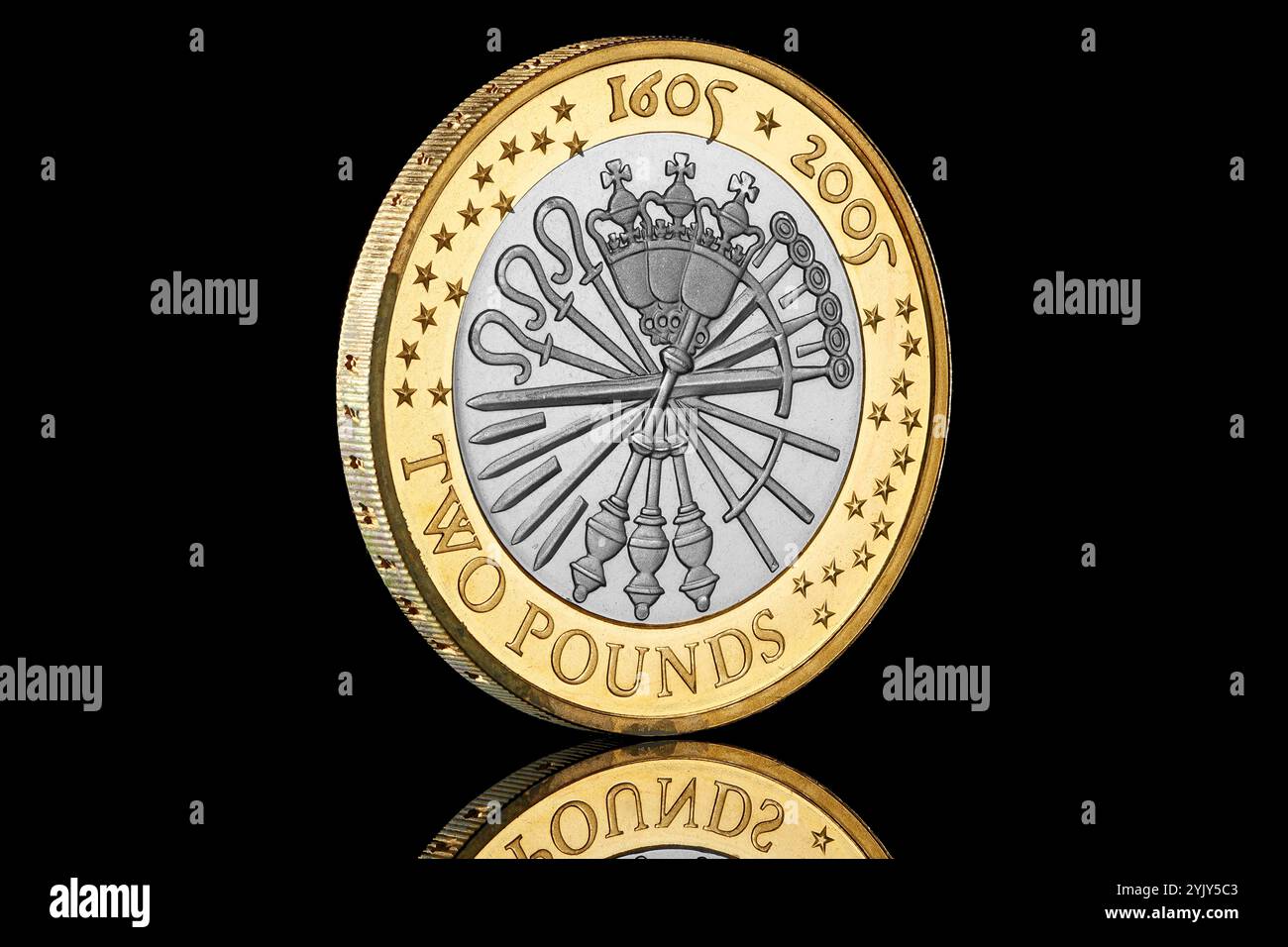 Guy fawkes 2 pound coin hi-res stock photography and images - Alamy