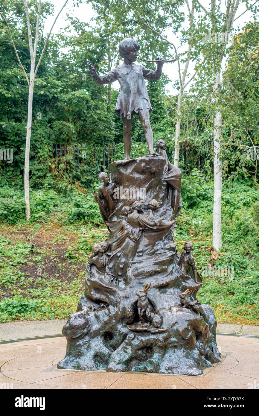 statue of Peter Pan of sculptor George frampton in a garden London ...