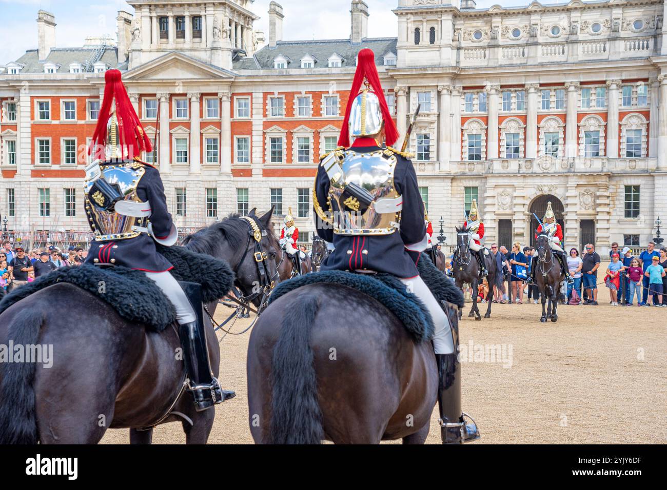 facade of the horse guards parade building with countless horses ...