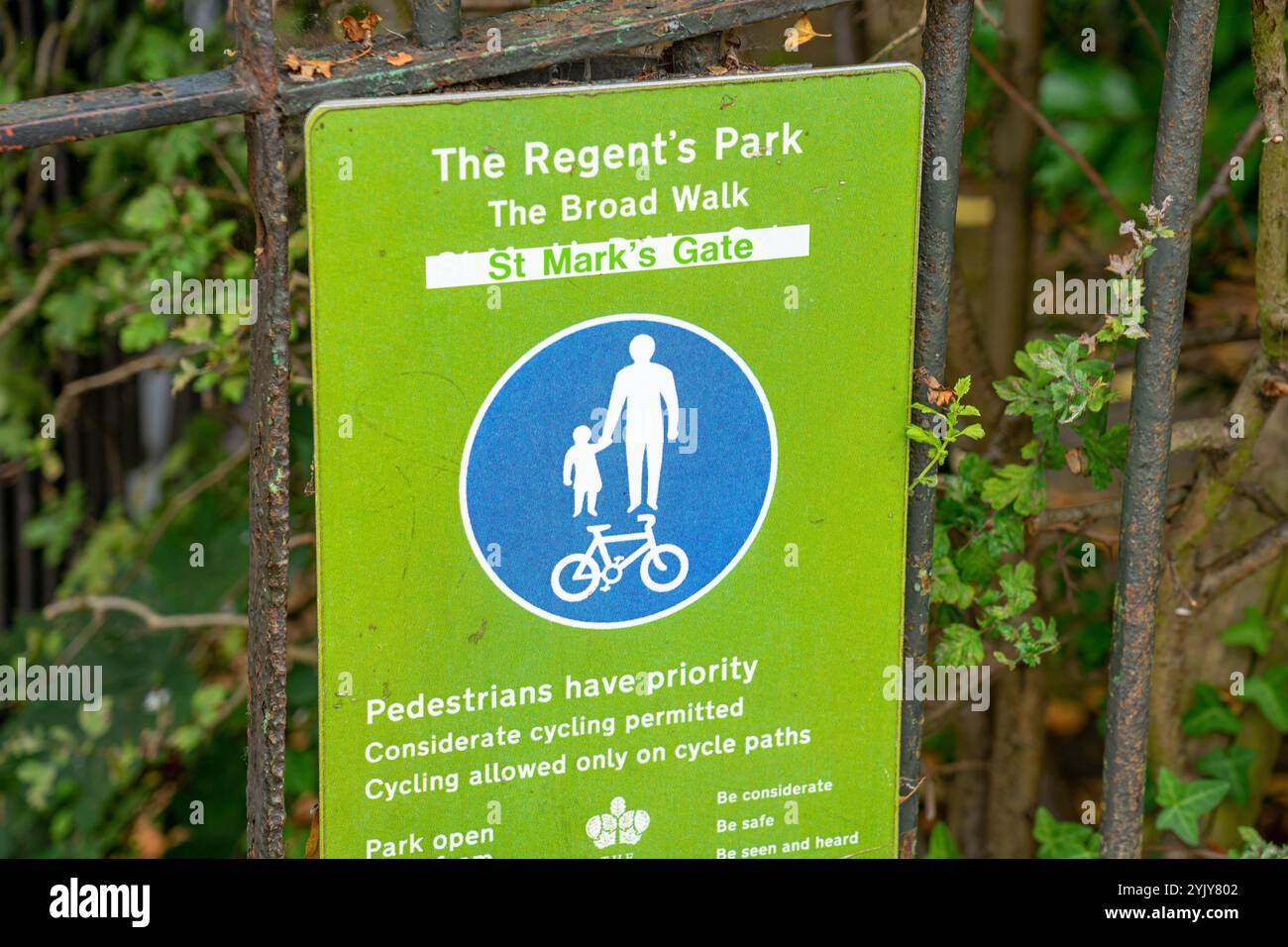 pedestrians have priority, sign at the entrance to Regent s park in ...
