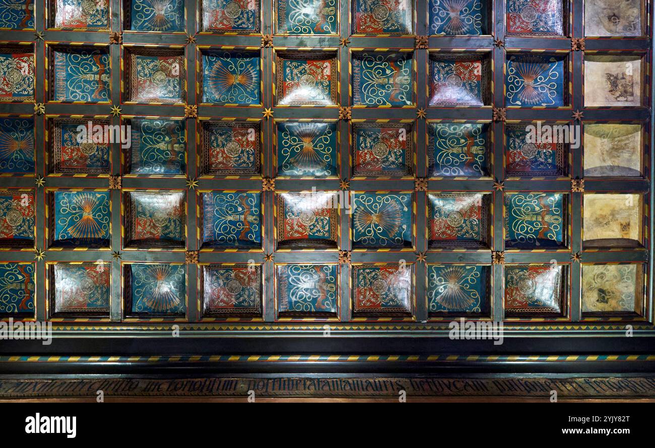 Interior ceiling pattern hi-res stock photography and images - Alamy
