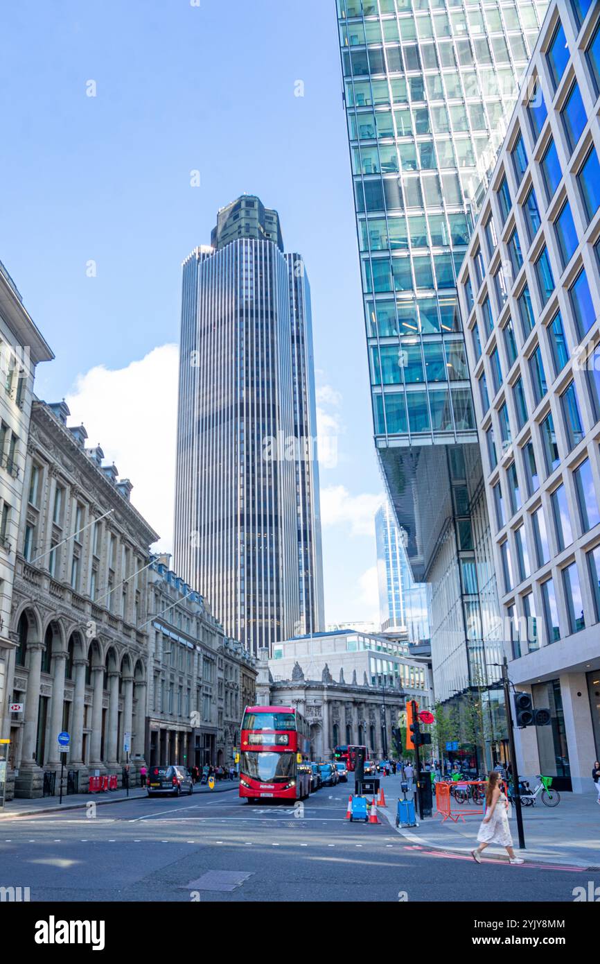 signature by regus-london tower 42, modern and beautiful architecture in the British capital ...