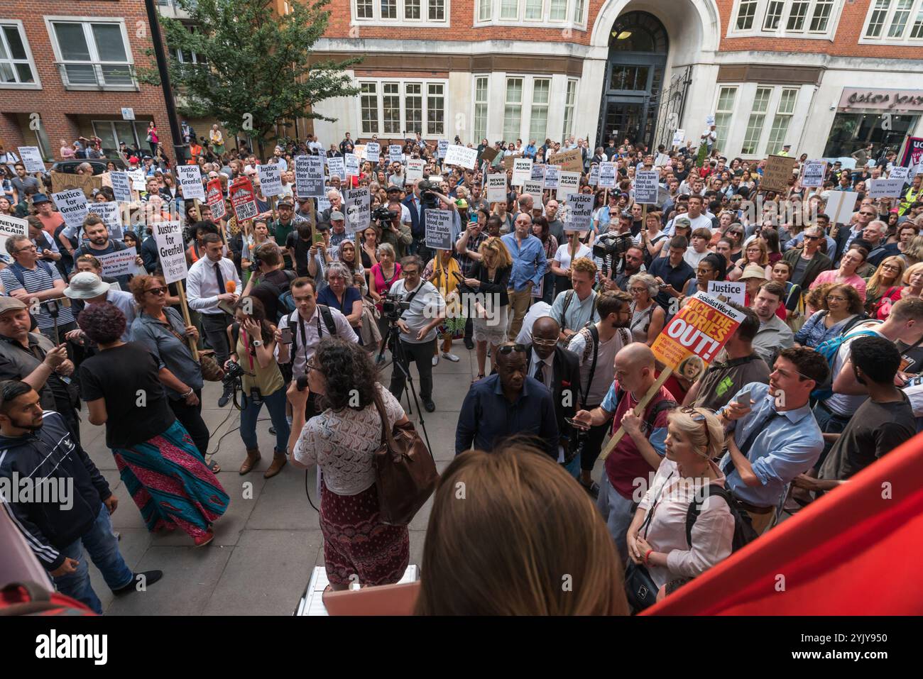 London, UK. 16th June 2017. Around a thousand protesters met outside ...