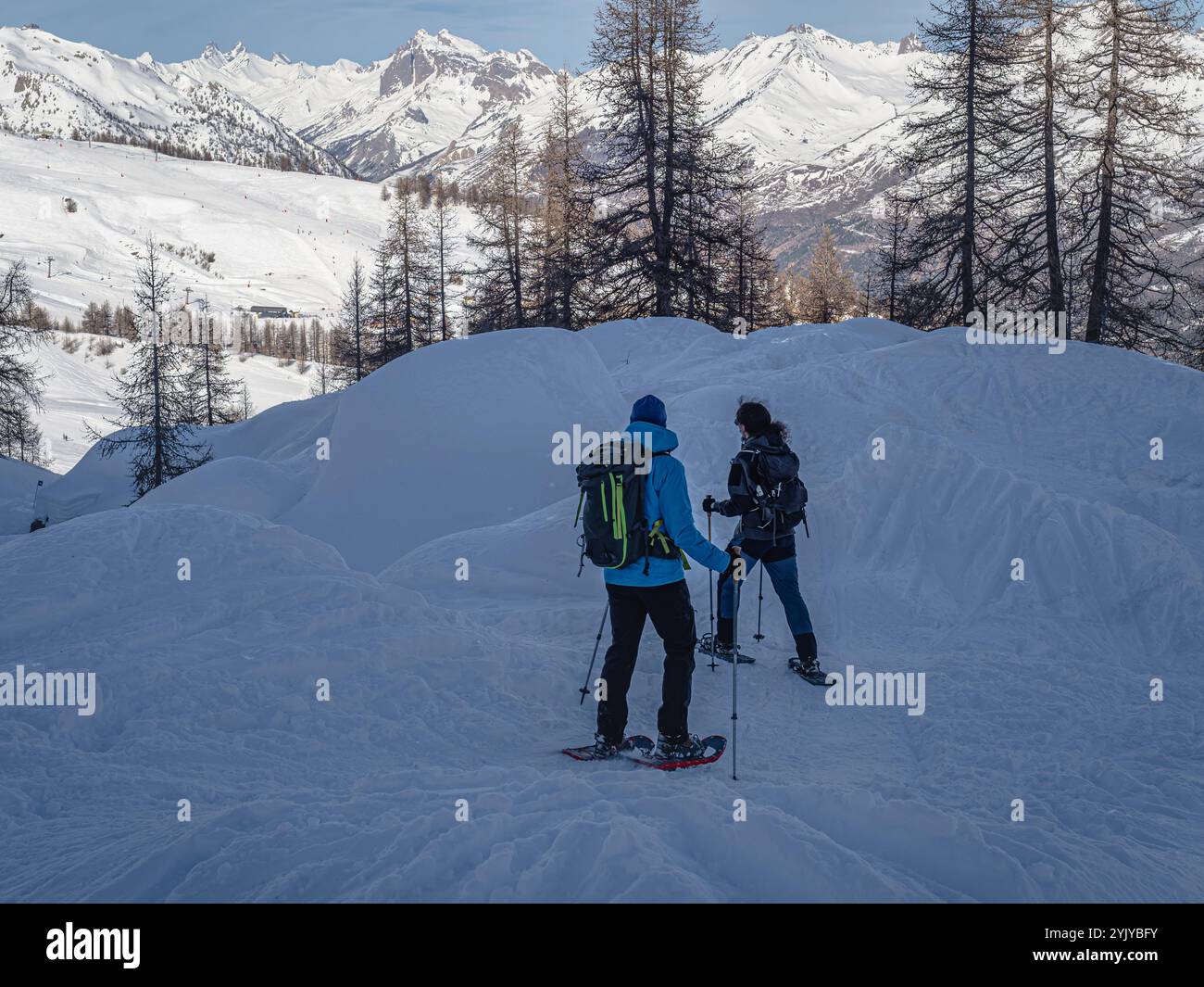 Seasonal trek hi-res stock photography and images - Alamy