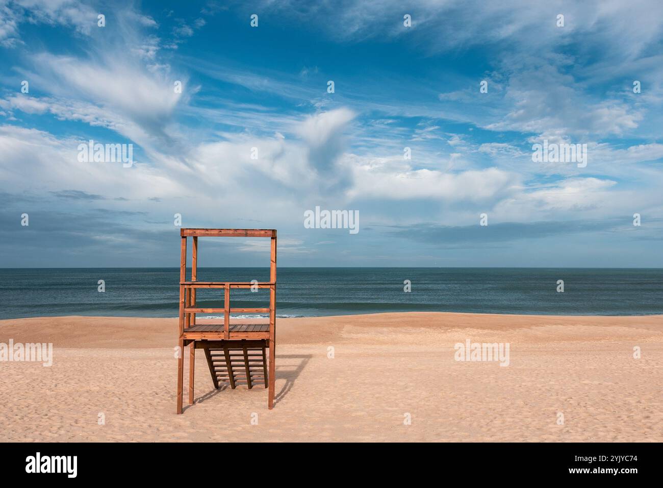 Wooden lifeguard tower stands hi-res stock photography and images - Alamy