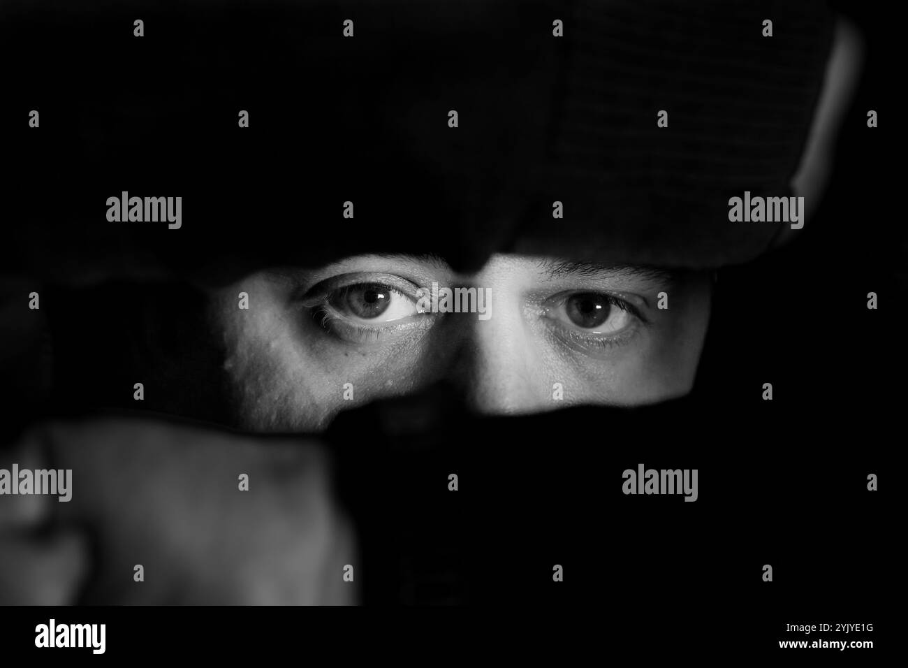 Gaze capture hi-res stock photography and images - Alamy