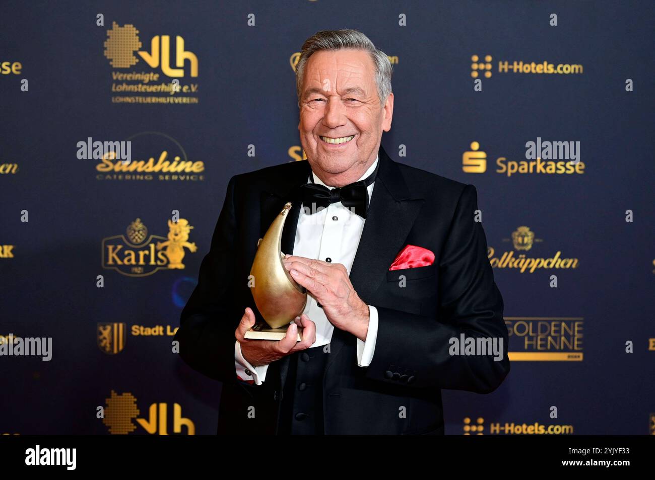 Roland Kaiser bei der 30. Verleihung der Goldenen Henne 2024 im Studio 3 der Media City des MDR ...