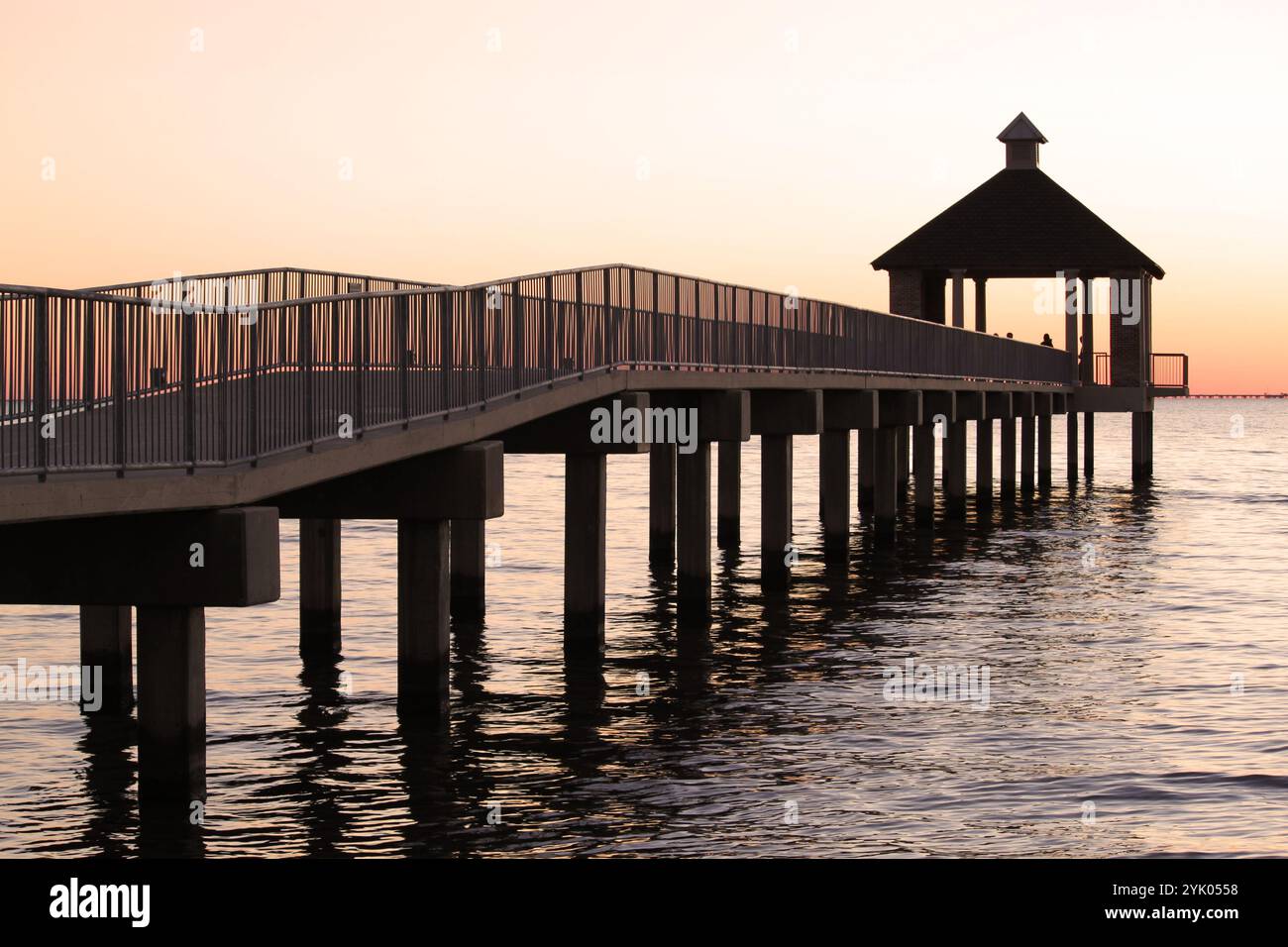 Gulf state park pavilion hi-res stock photography and images - Alamy