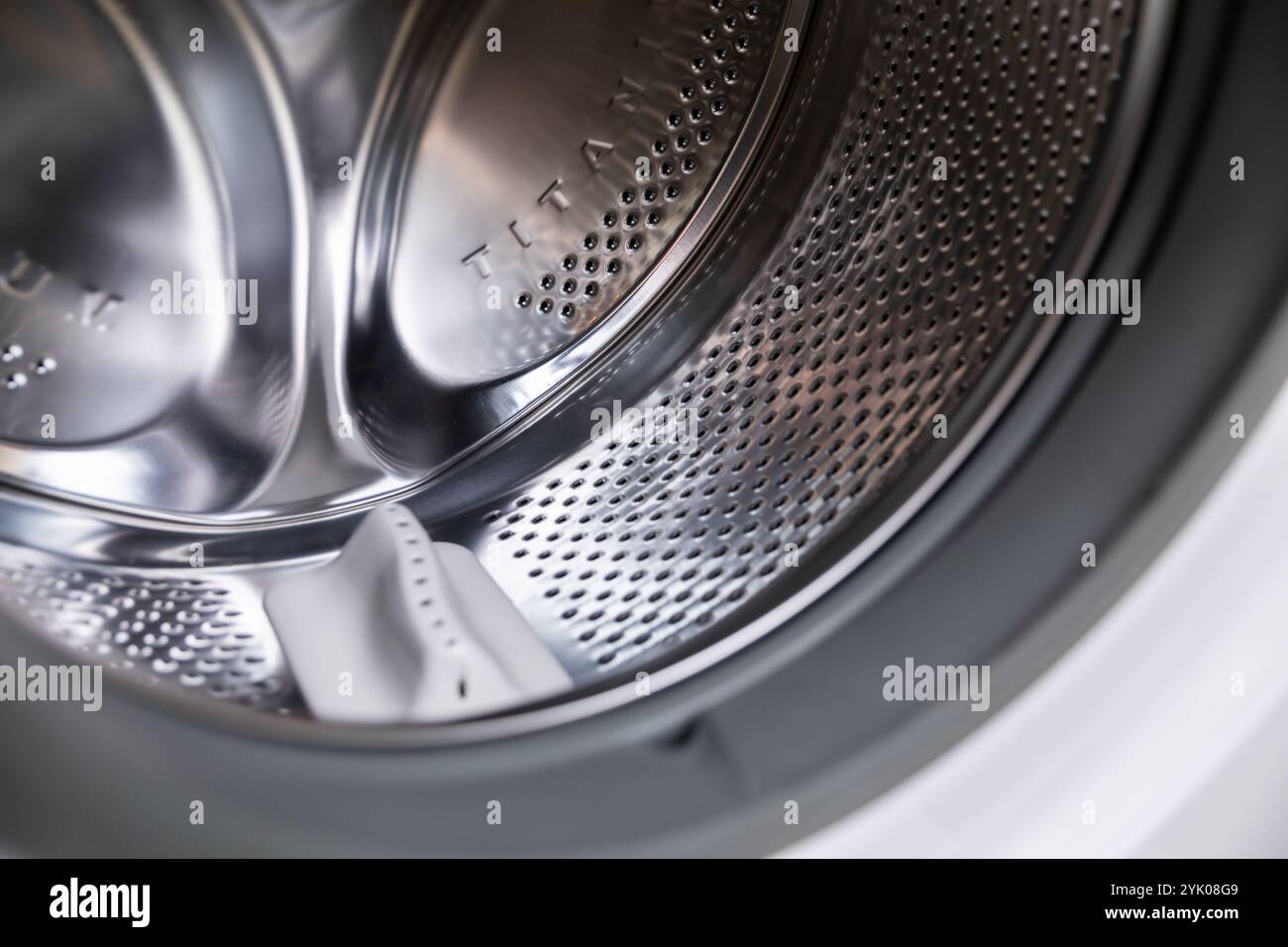 Spin chamber hi-res stock photography and images - Alamy