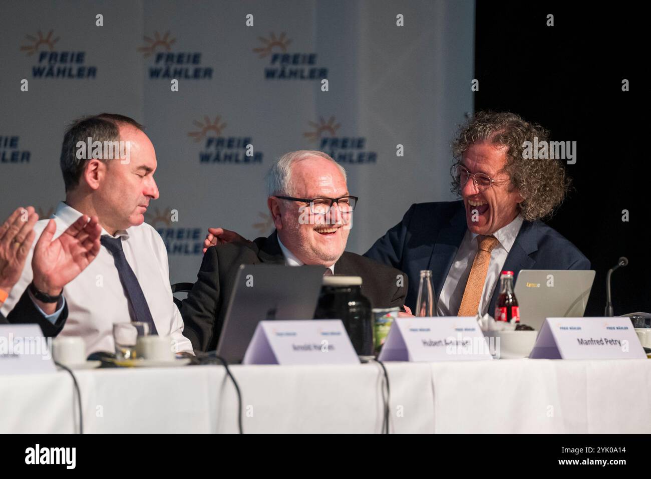 Geiselwind, Germany. 16th Nov, 2024. Manfred Petry (center) is re ...