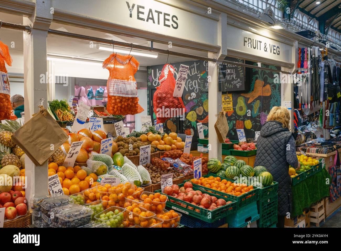 Fruit market wales hi-res stock photography and images - Alamy