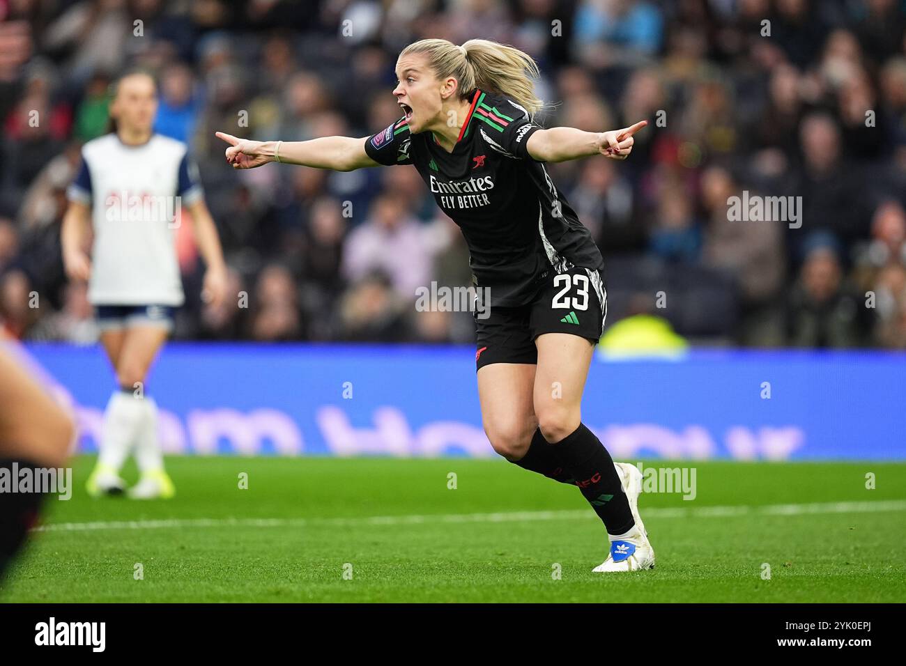 Alessia russo celebrates hi-res stock photography and images - Alamy