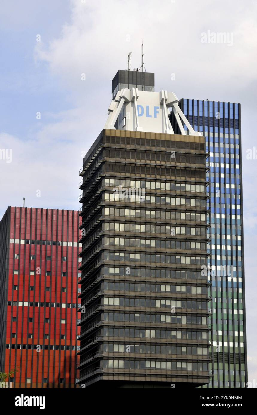 Deutschlandradio building, Deutschlandfunk, behind it the former ...
