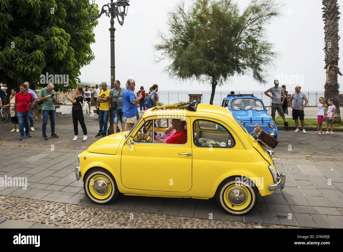 Classic vintage historic vehicle hi-res stock photography and images ...