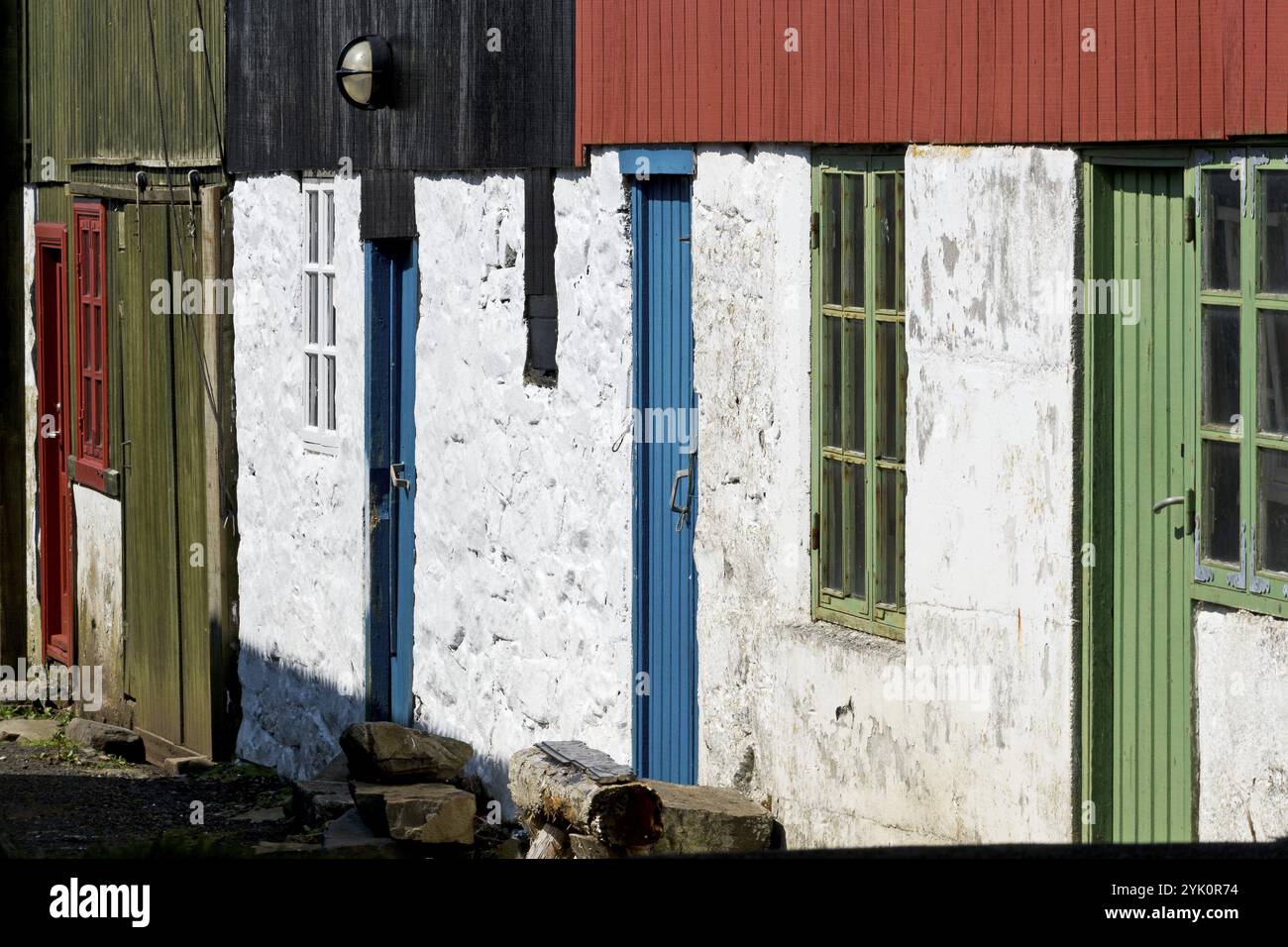 Timber cladding detail hi-res stock photography and images - Alamy