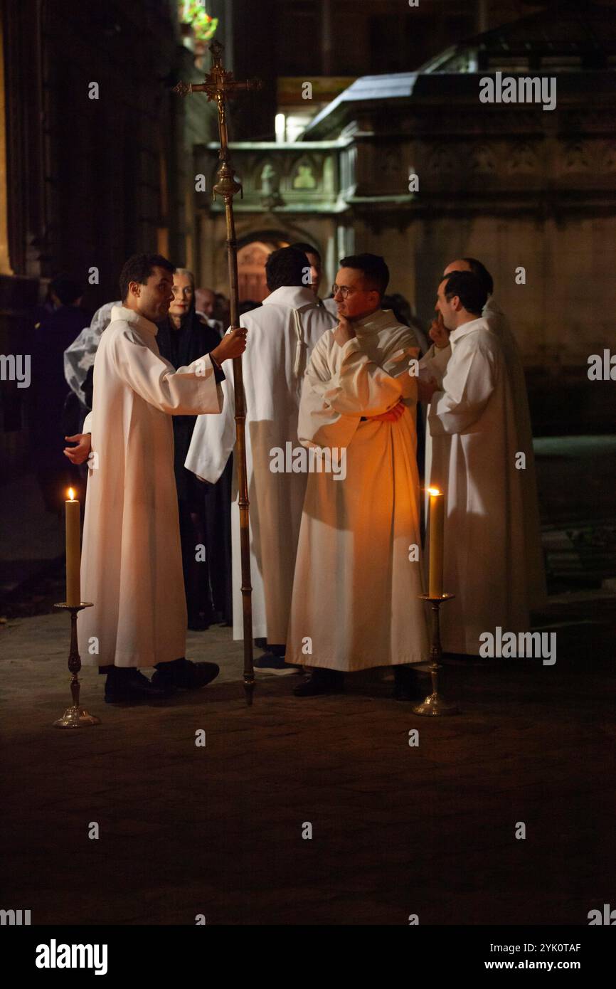 The procession of the statue of the Virgin Mary Stock Photo - Alamy